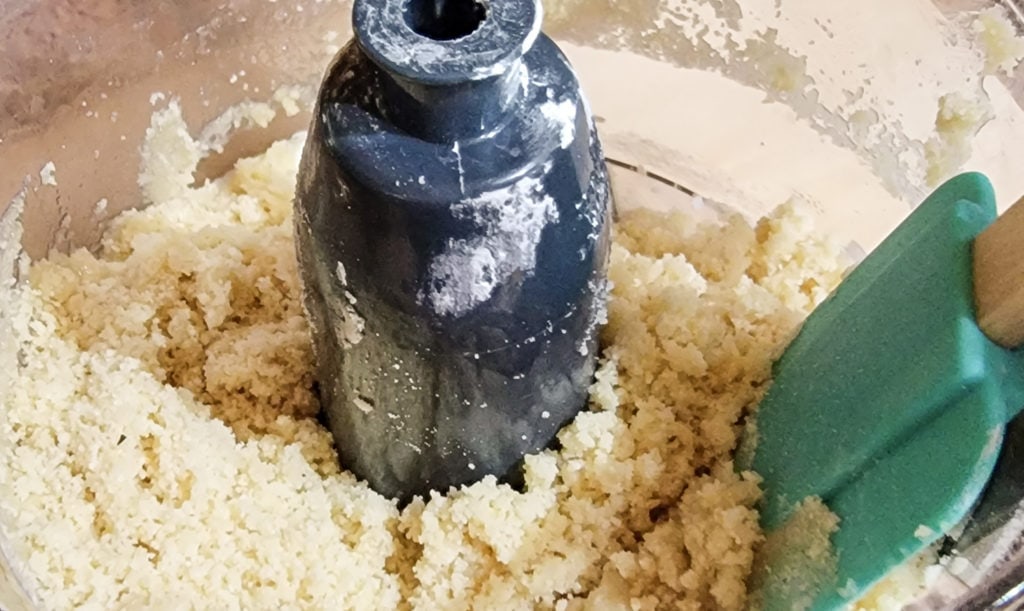 Easy Homemade Marzipan Recipe (Almond Paste) - The Hobby Wife